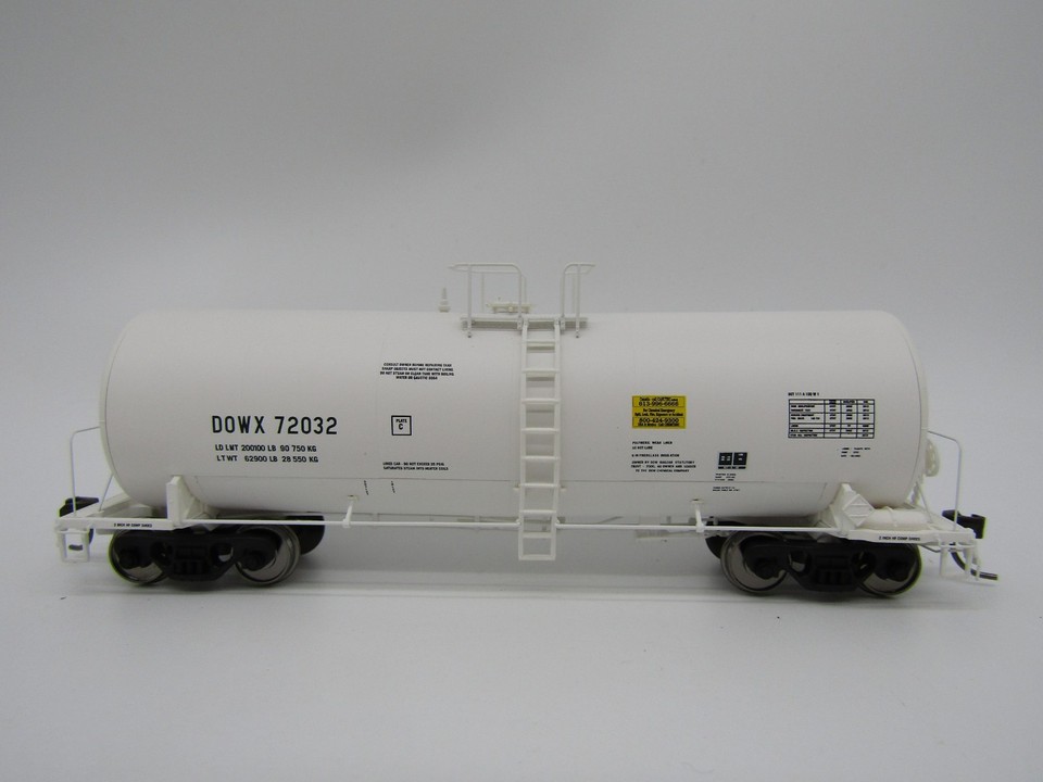 Atlas HO Trinity 17,600 Gallon Corn Syrup Tank Car - DOWX 72032 | eBay