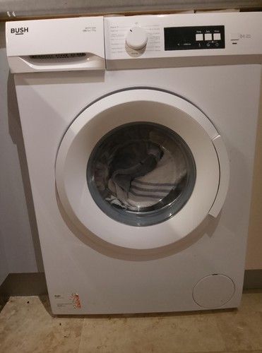 BUSH Washing Machine WMT0712EW Good Condition, 2 Months Old, Working ...