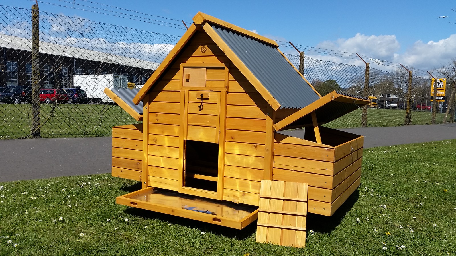 LARGE CHICKEN COOP RUN HEN HOUSE POULTRY NEST BOX COOPS RABBIT HUTCH ...