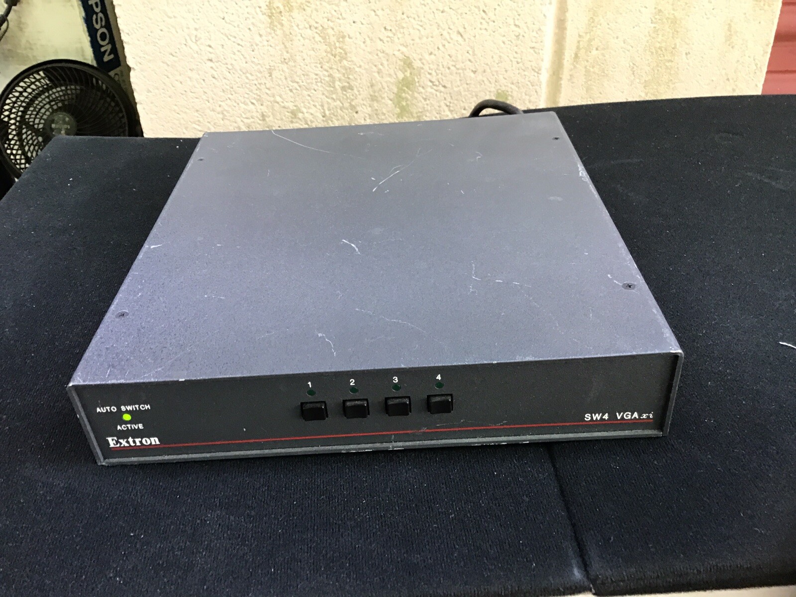 Extron SW4 VGAxi Switcher | eBay
