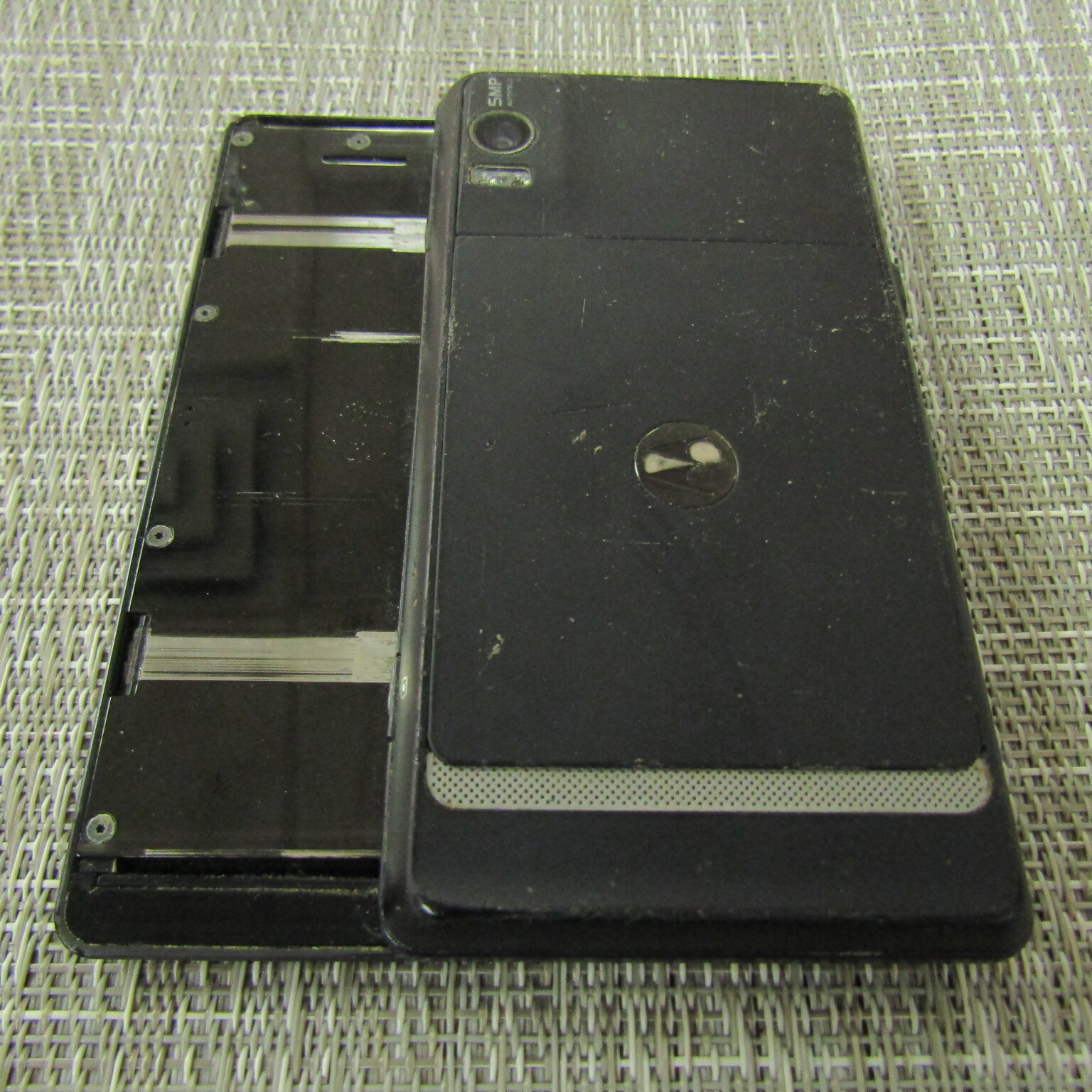 MOTOROLA DROID 2 - (VERIZON WIRELESS) CLEAN ESN, UNTESTED, PLEASE READ ...