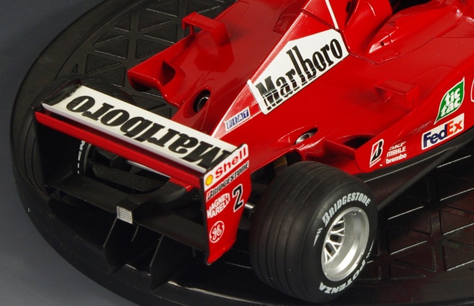 Award Winner Built Tamiya 1/20 Formula One Ferrari F2001 Grand Prix+PE ...