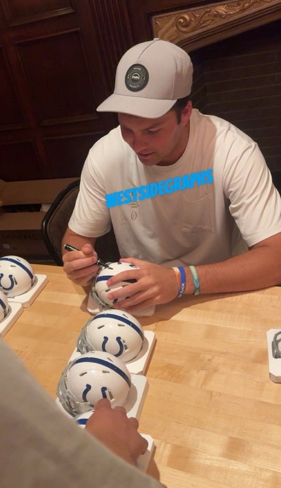 RILEY LEONARD signed auto INDIANAPOLIS COLTS Mini Football Helmet w ...