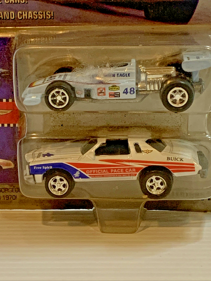 Johnny Lightning Indianapolis 500 Champions Collection 1975 Winner and ...