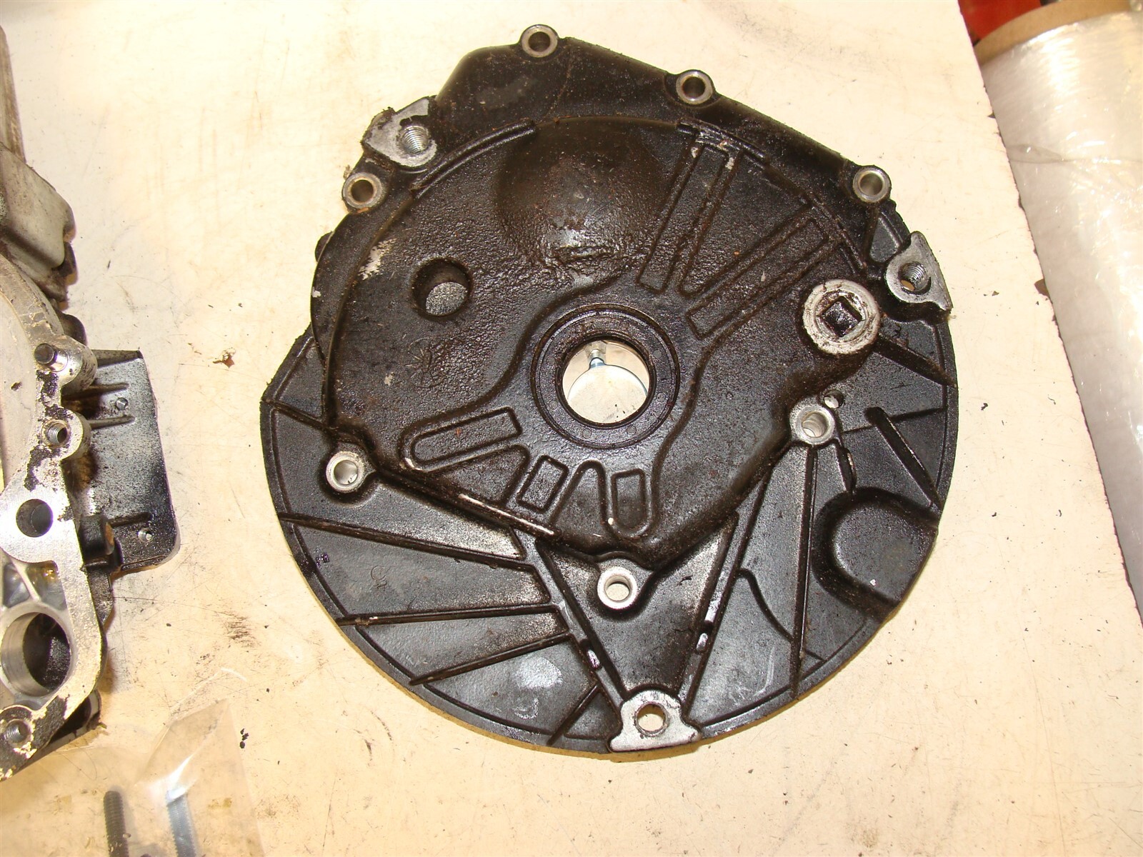 Briggs & Stratton 675EX 6.75ft-lb engine 190cc CRANKCASE CRANK CASE ...