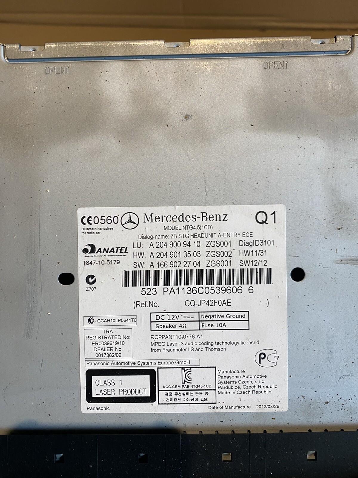 MERCEDES C CLASS RADIO CD AUDIO NAV HEADUNIT A2049009410 W204 + SCREEN ...