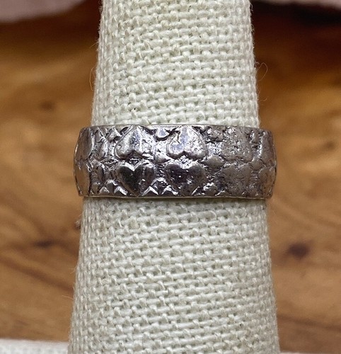 VINTAGE UNCAS STERLING SILVER HEARTS BAND RING SIZE 5.75 | eBay