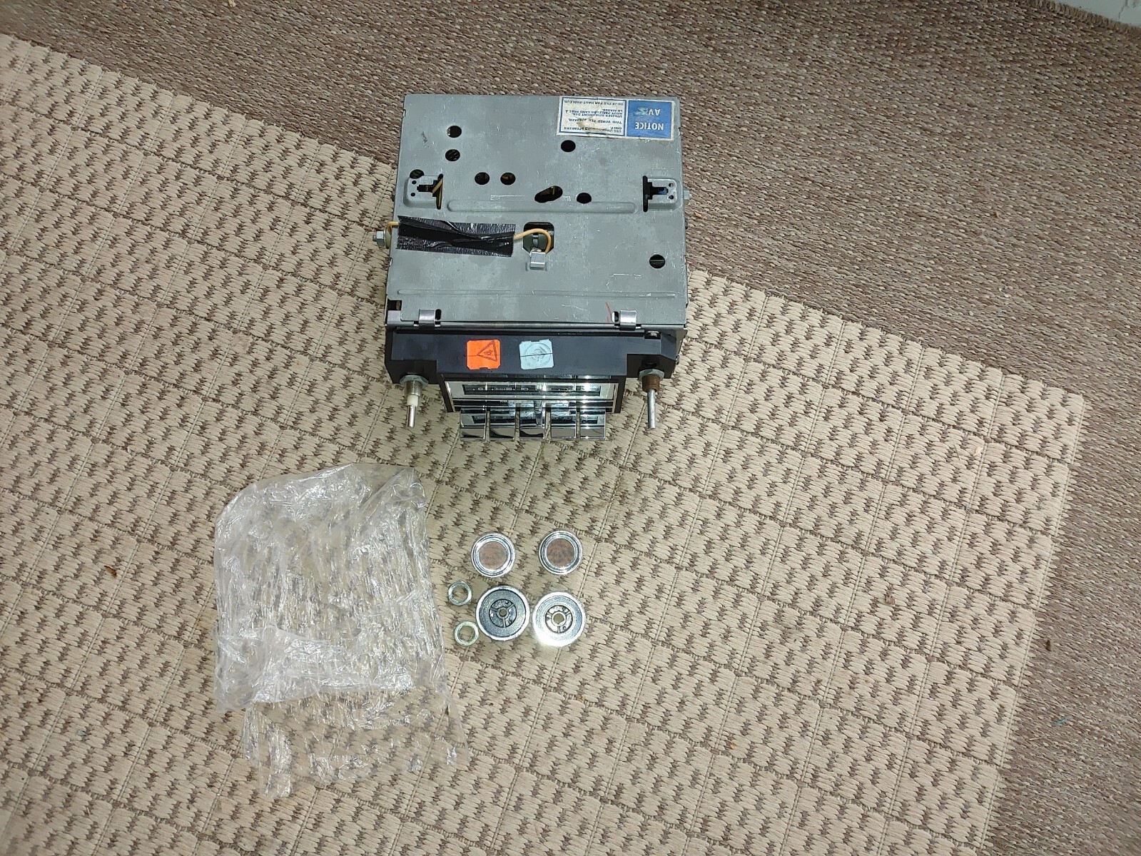 VINTAGE GM 2700-M1 16001700 NOS DELCO AM FM RADIO CHEVY PONTIAC BUICK ...