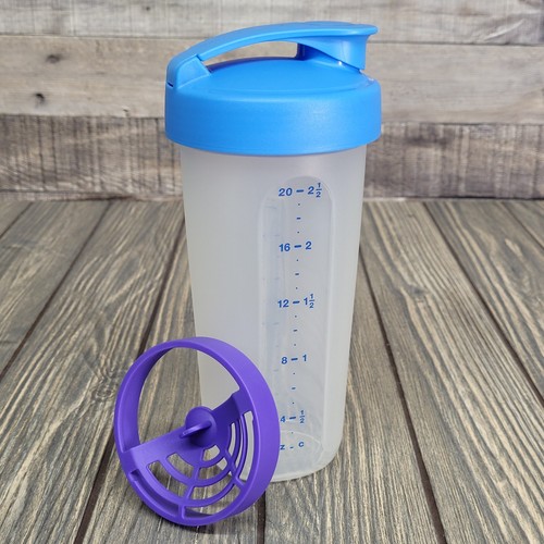 Tupperware Quick Shake Blender Bottle Drink Gravy Dressing Mixer 23 oz ...