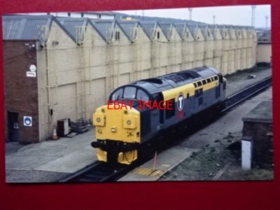 PHOTO CLASS 37 DIESEL LOCO NO 37043 AT CARDIFF CANTON | eBay