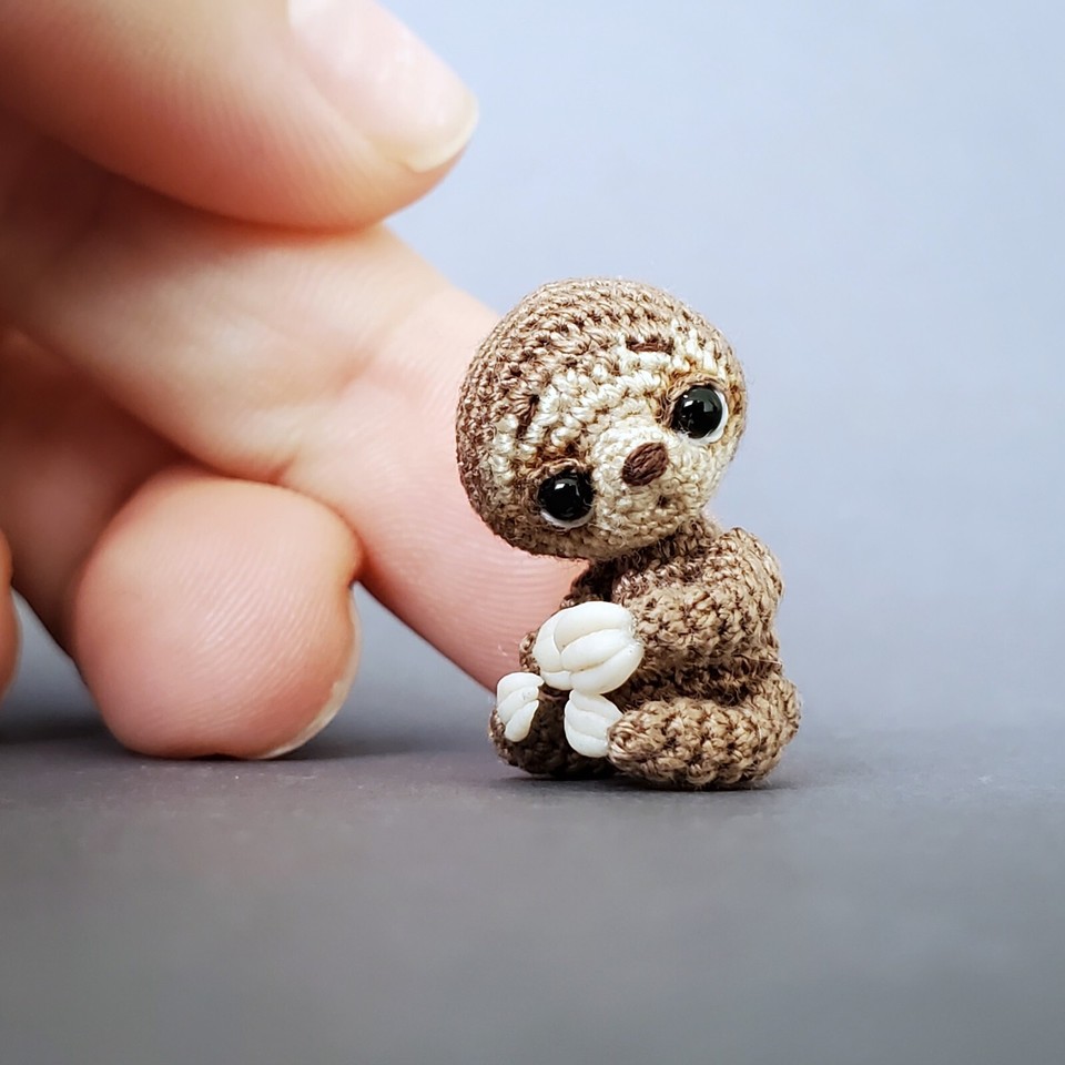 Custom extremely micro Sloth. Dollhouse miniature decor. Doll pet ...