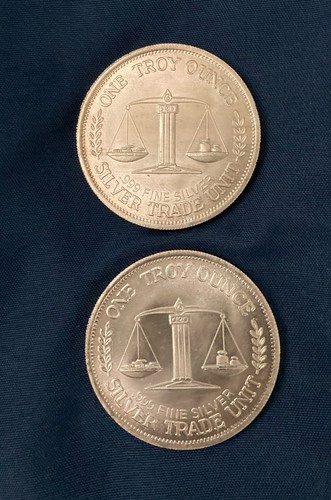 Two .999 fine silver 1 oz rounds, Scales of Justice/Liberty Head, 1985 ...
