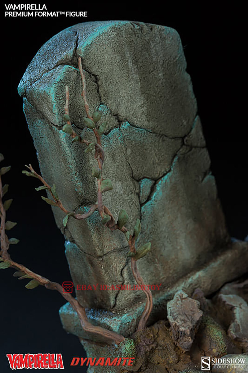 Sideshow 300300 25'' inch Vampirella Dynamite Premium Format Statue ...