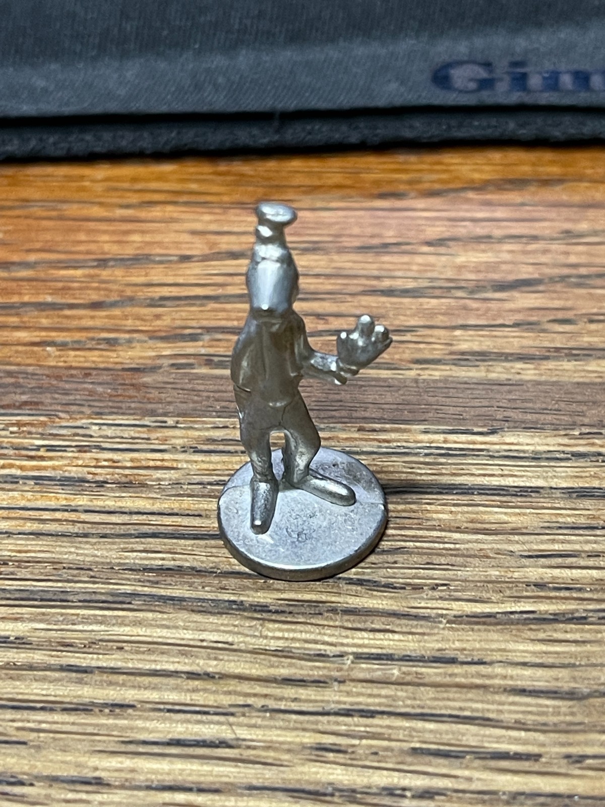 2005 Disney Deluxe Edition scene it? Board Game - Replacement Token ...