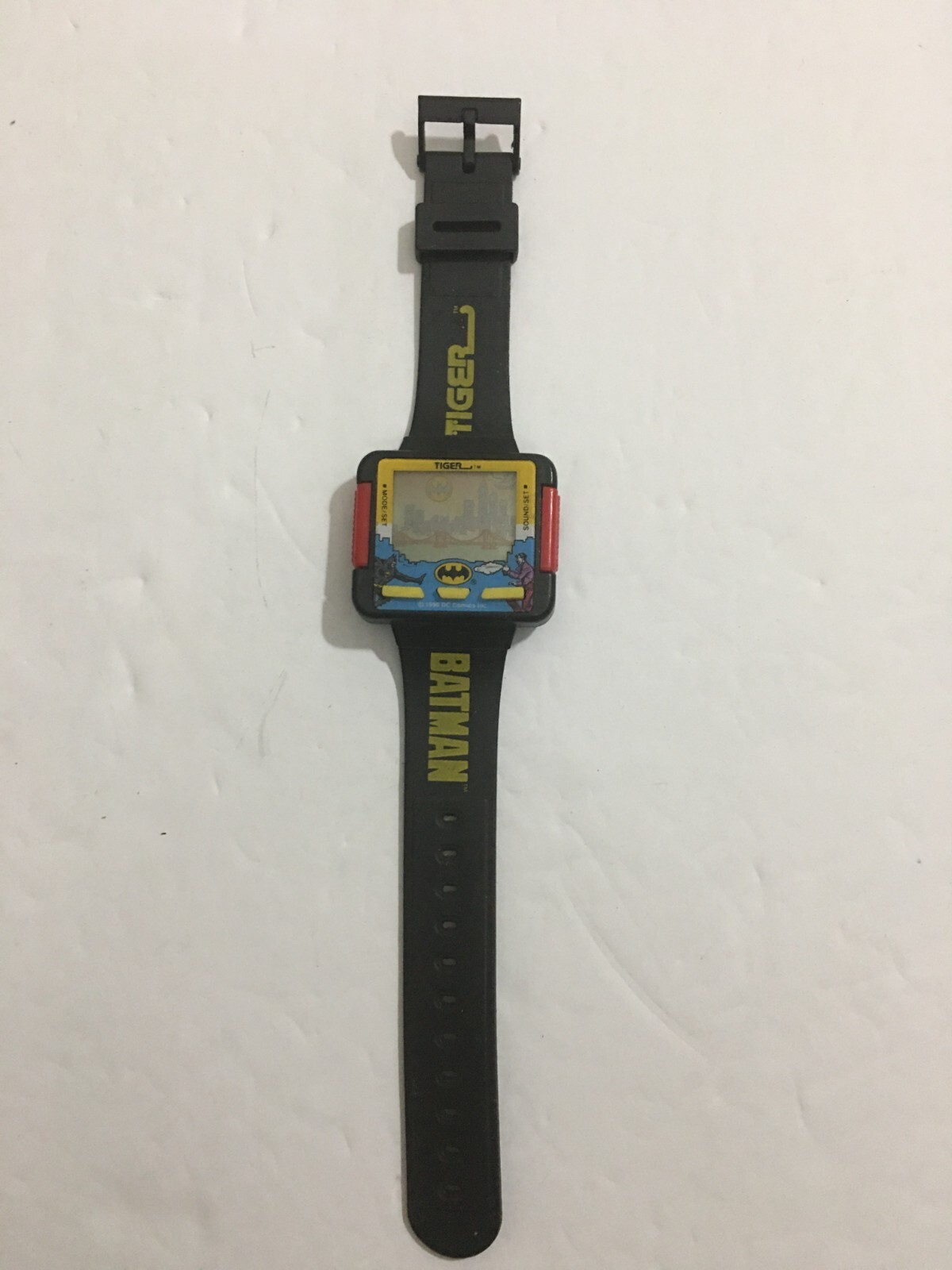Batman Video Game Watch Tiger Electronics Wristwatch Classic Nostalgia ...