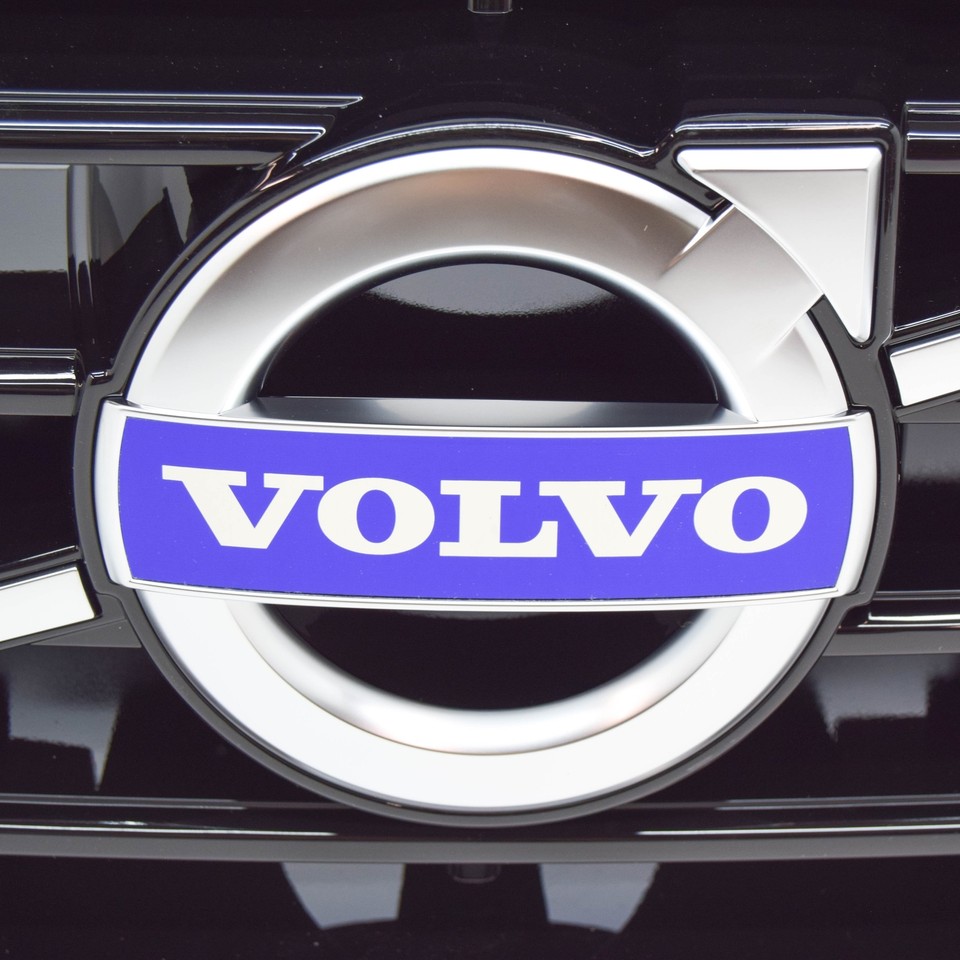 VOLVO XC60 MK1 Radiator Grille R-Design 31425885 NEW GENUINE | eBay