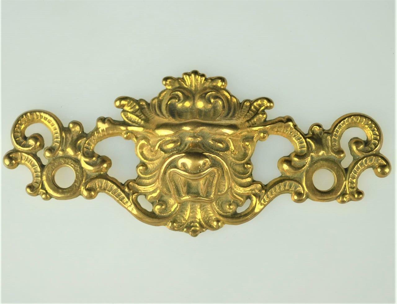 VINTAGE LION MOTIF BRASS BAIL PULL BACK PLATE - 3" CENTERS (BACK PLATE ...