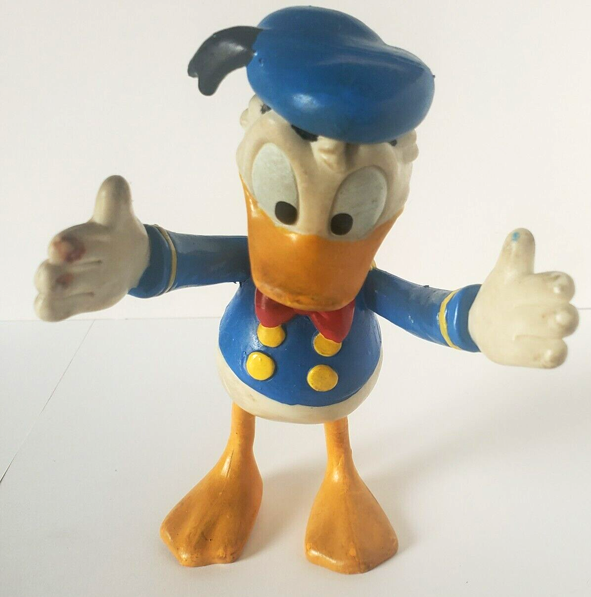 Walt Disney's Donald Duck Bendable Plastic Toy 4-1/2" Yellow Buttons DD ...