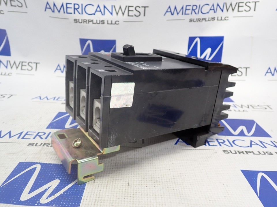 Square D QDA32125 125 Amp 3 Pole 240V I-Line PowerPact Circuit Breaker ...