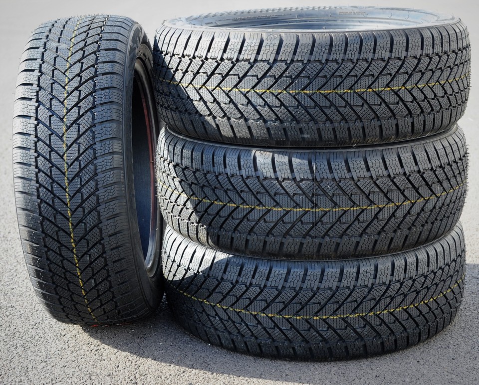 4 Tires Armstrong Ski-Trac PC 185/60R15 88H XL (Studless) Snow Winter ...