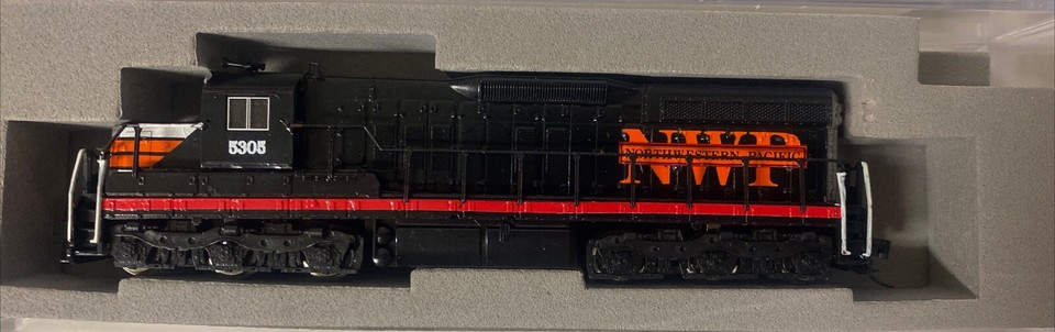 N Scale Atlas DCC Ready SD9 North Western Pacific NWP Chop Nose 5305 ...