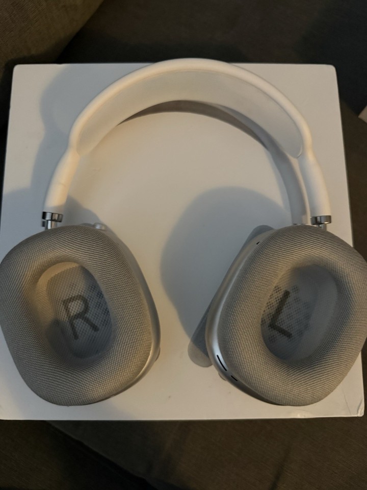 Apple AirPod Max|White/Silver Headphones Brand| New In Box |With ...