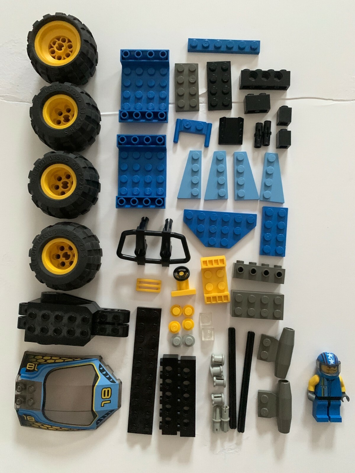 LEGO Racers 4585, Nitro Pulverizer with pull-back motor, complete w ...