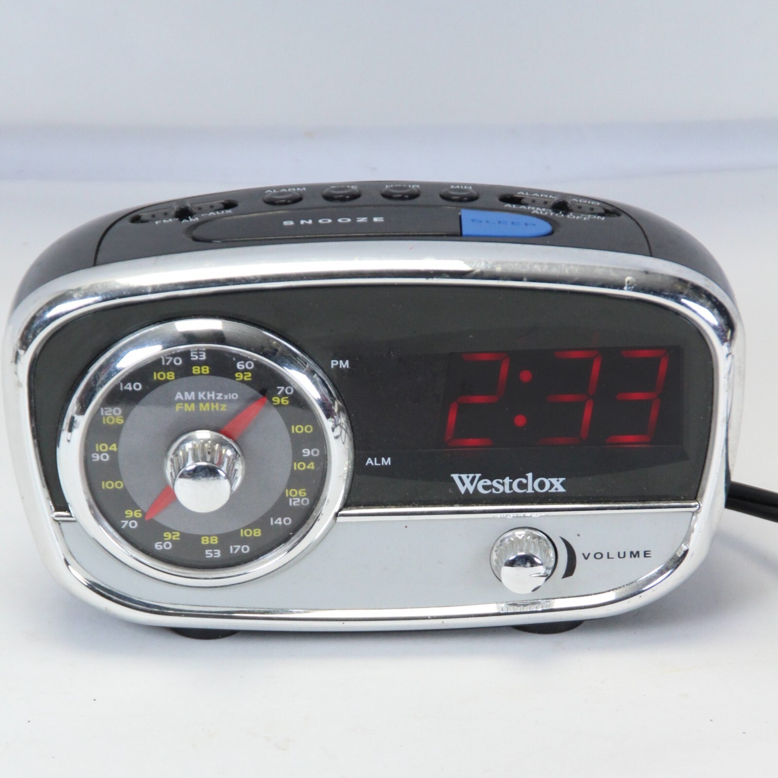 Westclox Retro Style Alarm Clock w/ Radio/Aux Model 80193 Tested Works ...