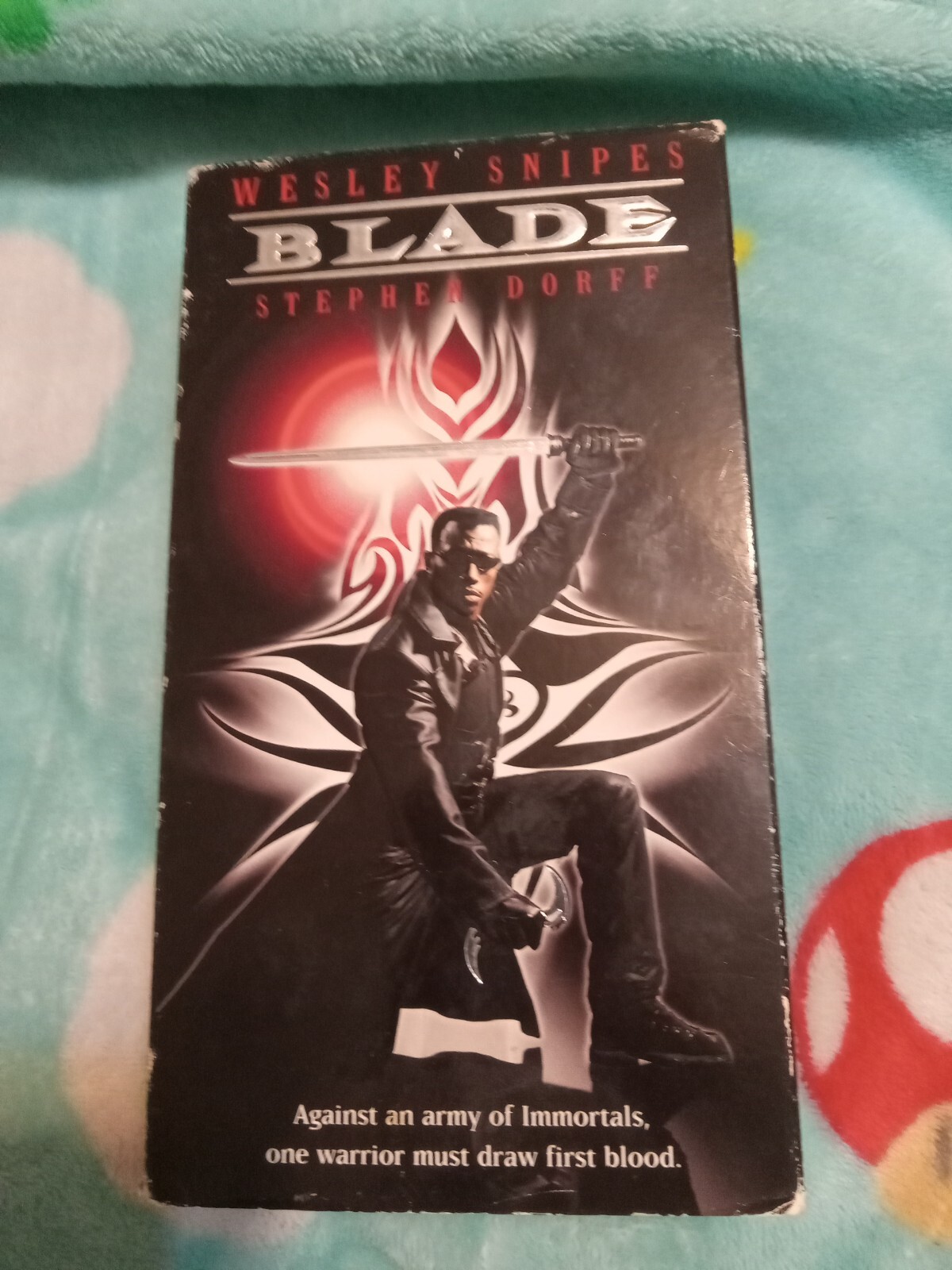Blade (VHS, 1998) 794043468537| eBay