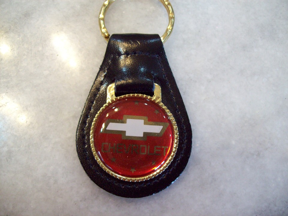 CHEVROLET BOWTIE KEY CHAIN..IMPALA CHEVELLE CORVETTE NOVA BELAIR GOLD ...