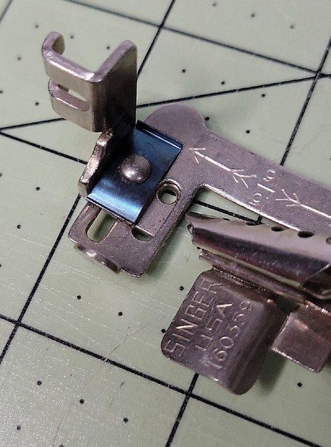 SINGER 160359 Multi Slotted Binder Foot Attachment Machine ...