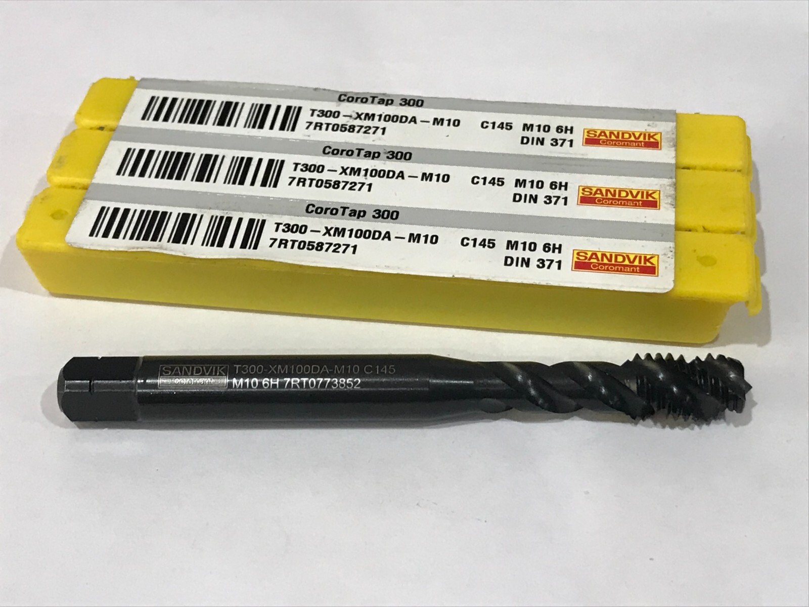 1pc T300-XM100DA-M10 C145 M10 6H DIN371 SANDVIK Cutting Tap with Spiral ...