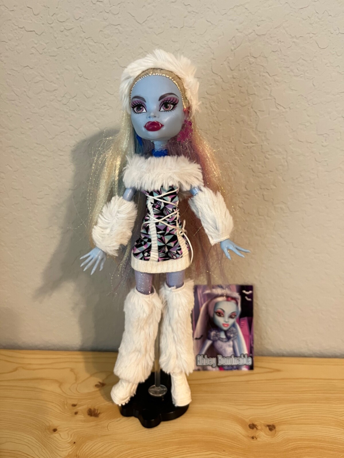 Monster High First Wave Abbey Bominable Doll with Card | eBay