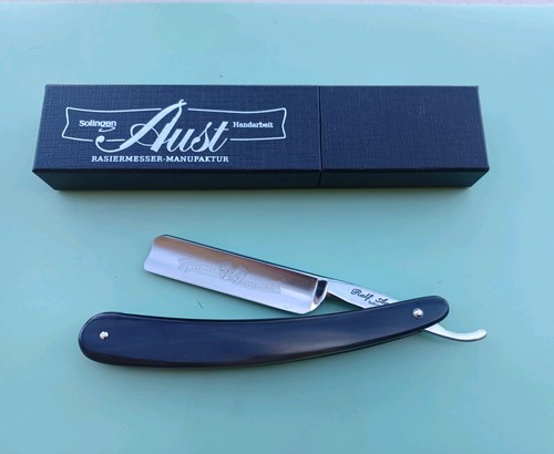 Ralpf Aust Straight Razor, 5/8" Spanish Tip Ebony Buffalo Horn Scales ...