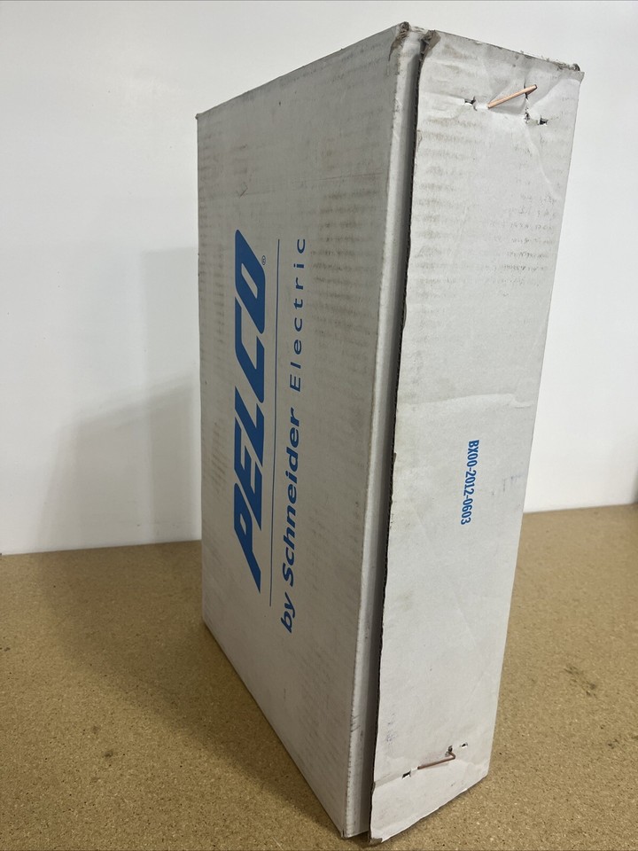 Pelco MCS8-5B Power Supply 8 Outputs 5 amp 120/240 V AC Input 24/28 V ...