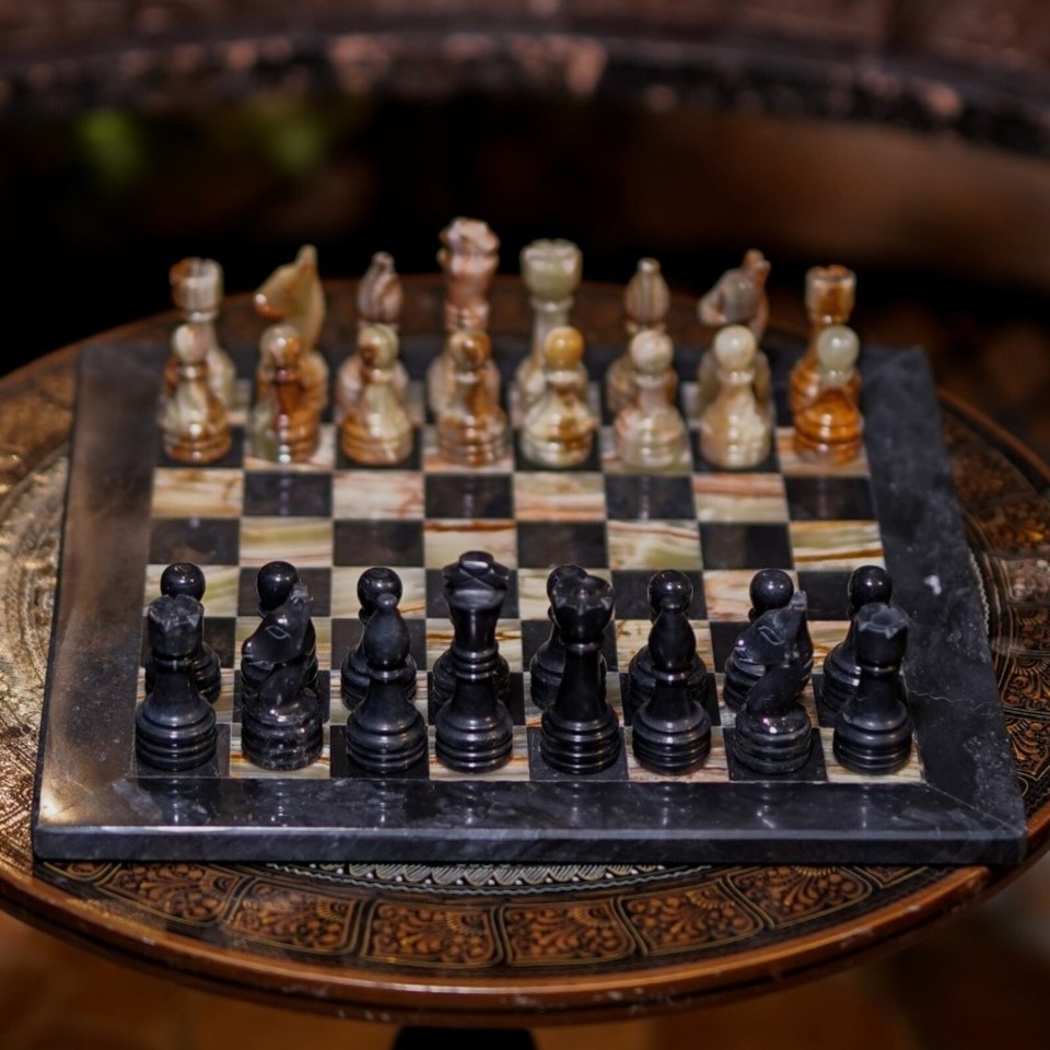 Staunton Black and Green Onyx Chess set Weighted Chess set - Complete ...