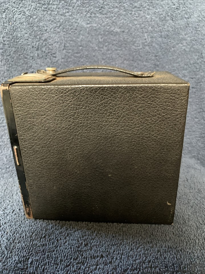 Kodak Brownie Target Six-16 Art Deco Box Camera Brown | Eastman Kodak ...