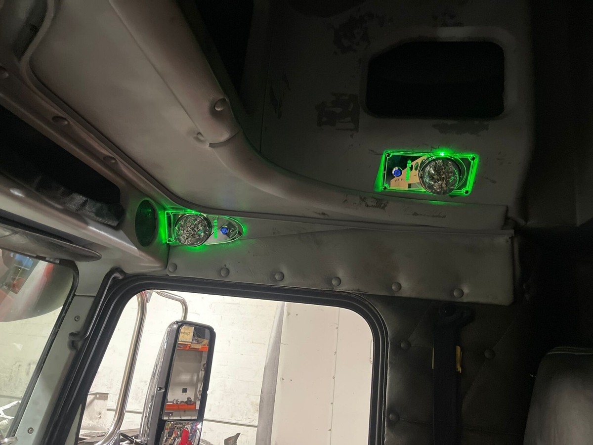 Freightliner Dash Lights Not Working | Shelly Lighting