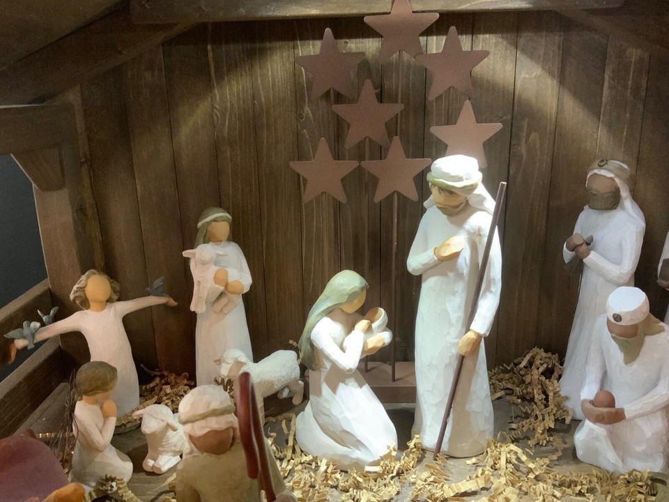 New Large Solid Wood Nativity Stable, 27"x 18"x 15", Crèche, Christmas ...