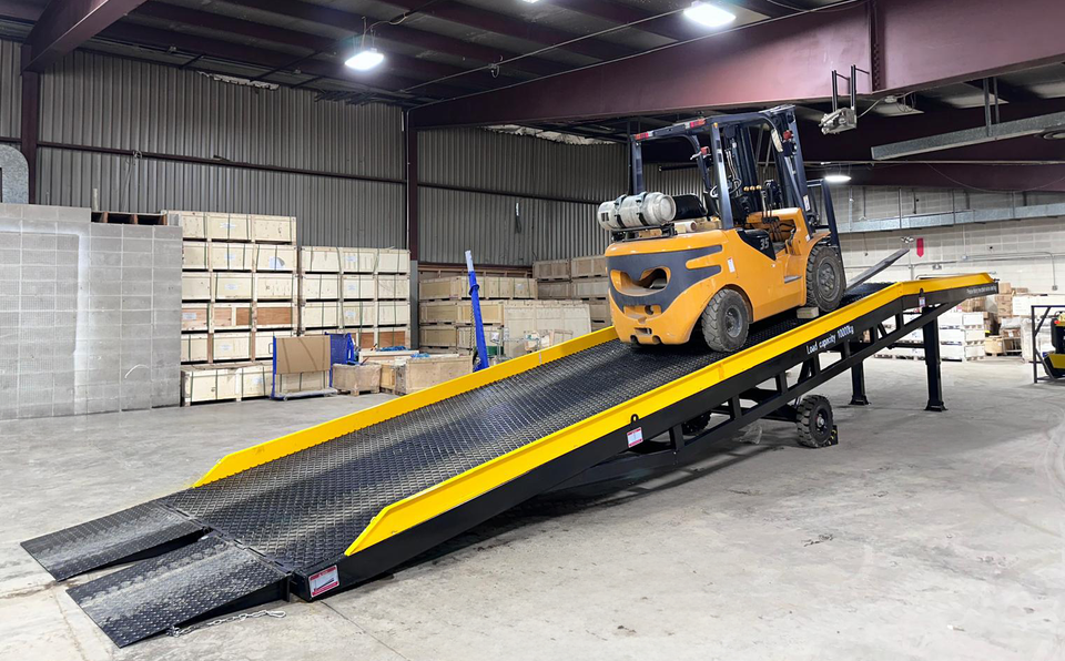 Yard Ramp, Trailer loading Dock, Forklift Ramp, 35 Ft Long 83"W 22000 ...