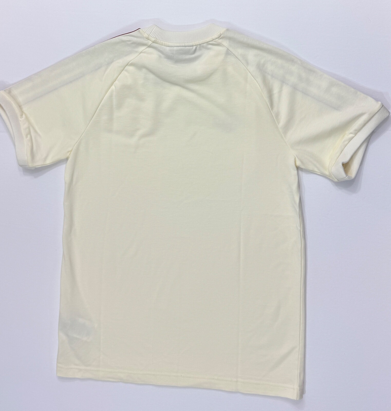 Adidas Manchester United Classics T Shirt Originals Patch Off White ...