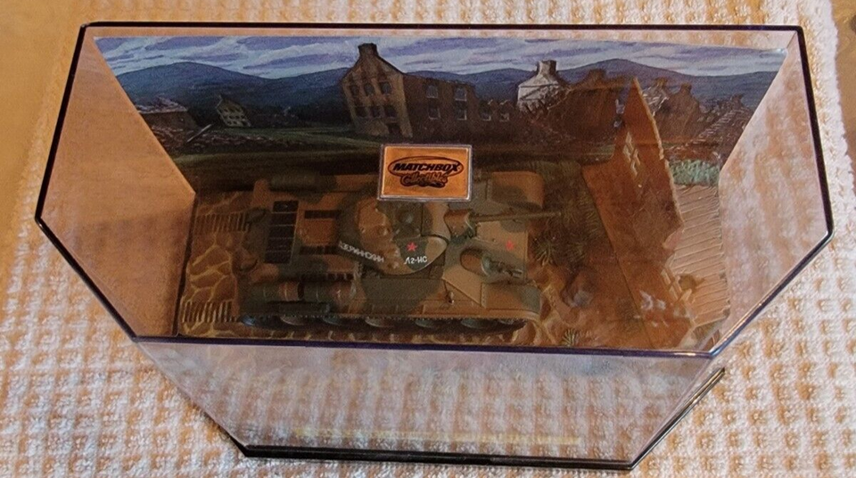 Matchbox Village in the Middle T-34/76 Die Cast Tank Eastern Print 1944 ...