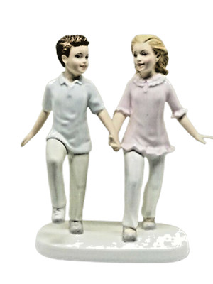 Royal Doulton Moments in Time Best Friends Boy & Girl Figurine HN5475 ...