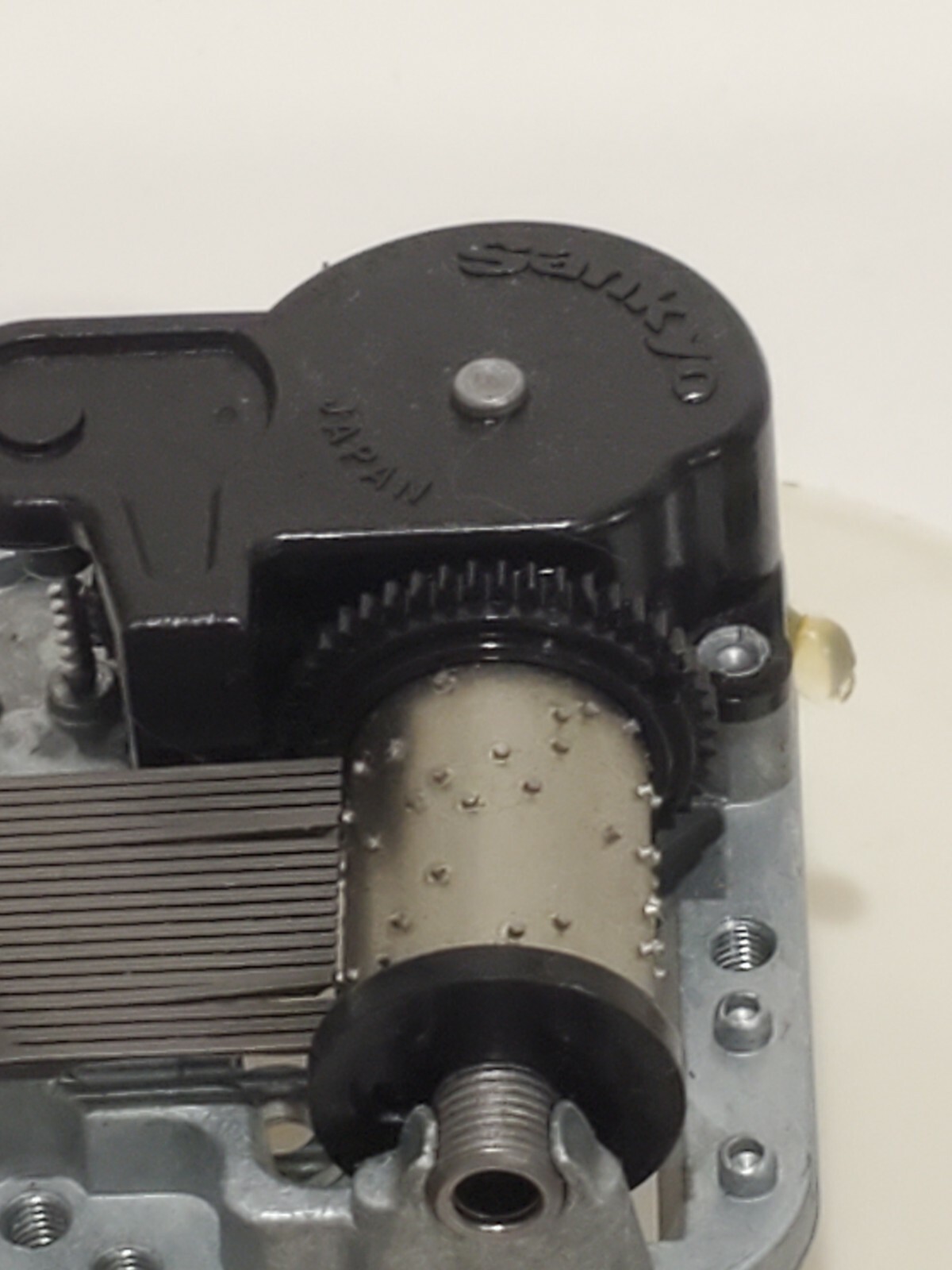 Lot of 7 SANKYO Japan + 1 Music Box Tune Melody Mechanisms Spare Parts ...