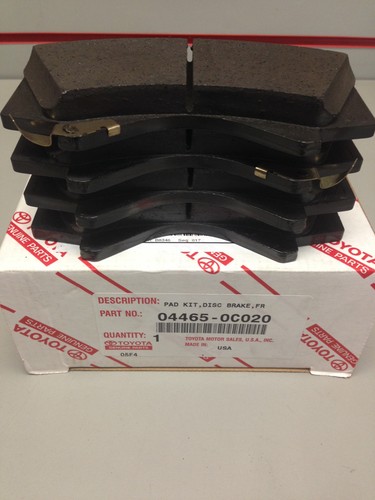 2007 - 2017 TUNDRA Front Brake Pads NEW genuine Toyota OEM 04465-0C020 ...