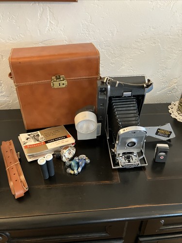 Vintage Polaroid Land Camera Model 150 Original Carrying Case/ Extras ...