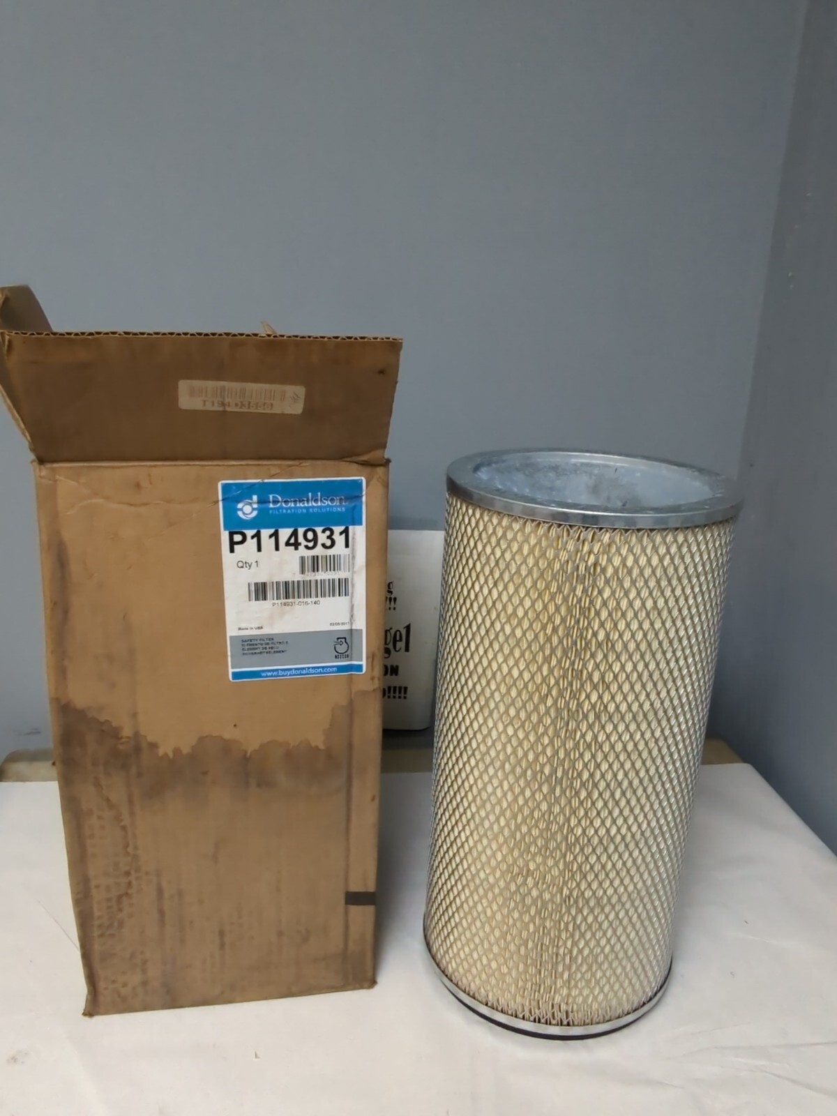 DONALDSON P114931 - Air filter cross reference