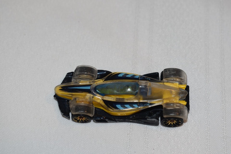 Hot Wheels Yellow Plastic Race Car Made in Thailand R0937 H34 | eBay
