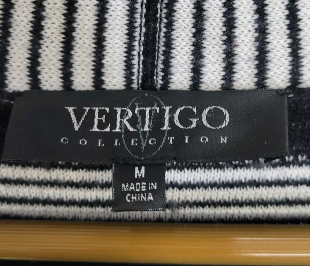 Vertigo Black & White Geometric Pattern Open Front Cardigan Sweater ...
