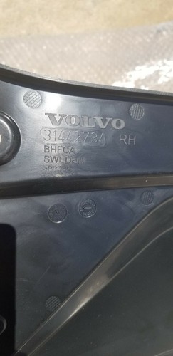2016-2018 Volvo XC90 Fender Front Trim Right OEM 31442734 | eBay